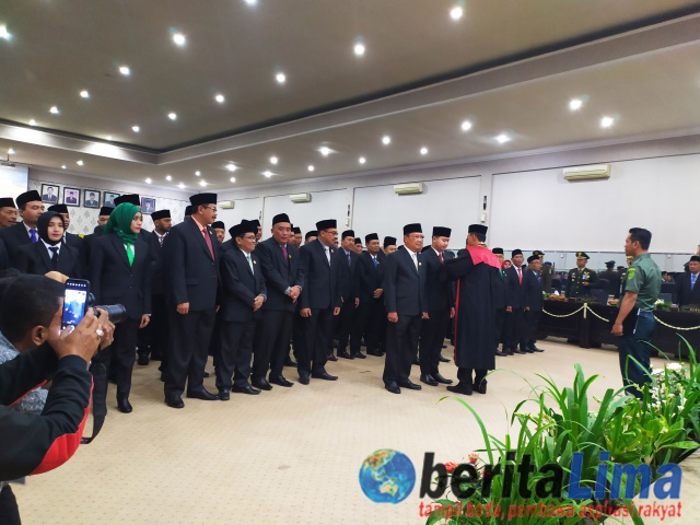 Sebanyak 45 Anggota DPRD Bondowoso Dilantik Masa Bhakti 2019-2024 – Beritalima.com