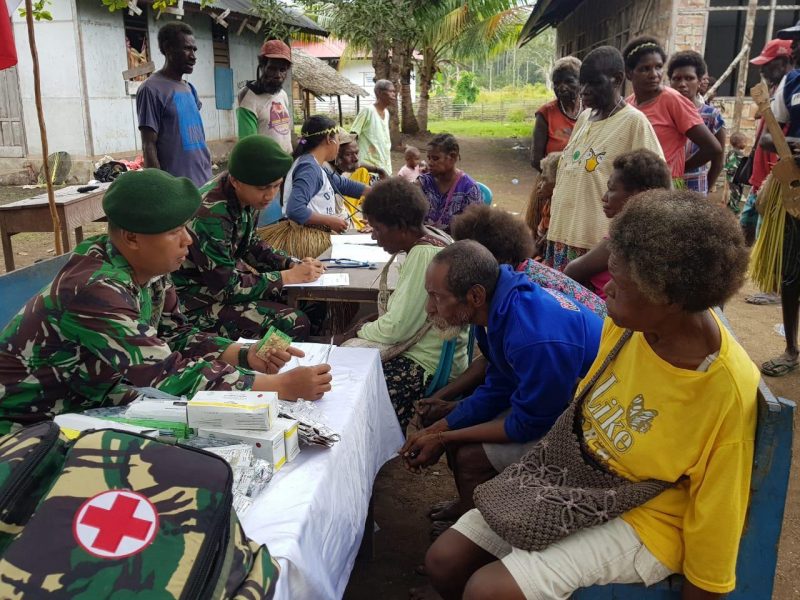 Yonif 755 Kostrad Kibarkan Semangat Merah Putih di Kampung Terisolir ...