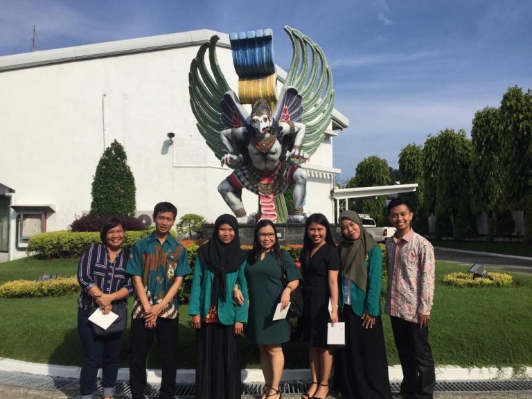 UNISDA Lamongan Bekali Mahasiswanya Mengajar di Filipina – Beritalima.com