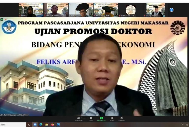 Dosen Unkrit Poso Feliks Guampe Meraih Doktor Pendidikan Ekonomi di PPs ...