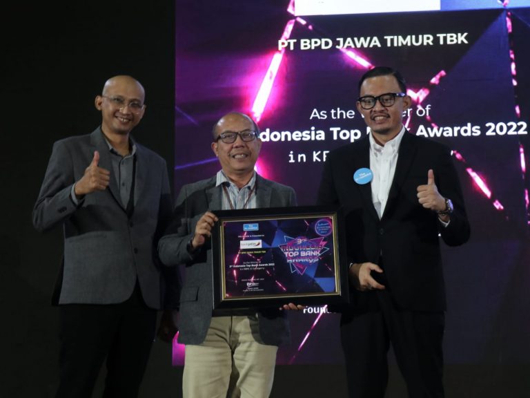 Bank Jatim Raih Penghargaan Bank Top Indonesia – Beritalima.com