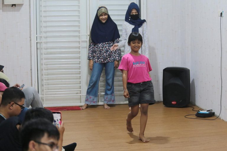 Pemkot Surabaya Latih Modelling hingga Musik bagi Penyandang Disabilitas di Rumah Anak Prestasi ...