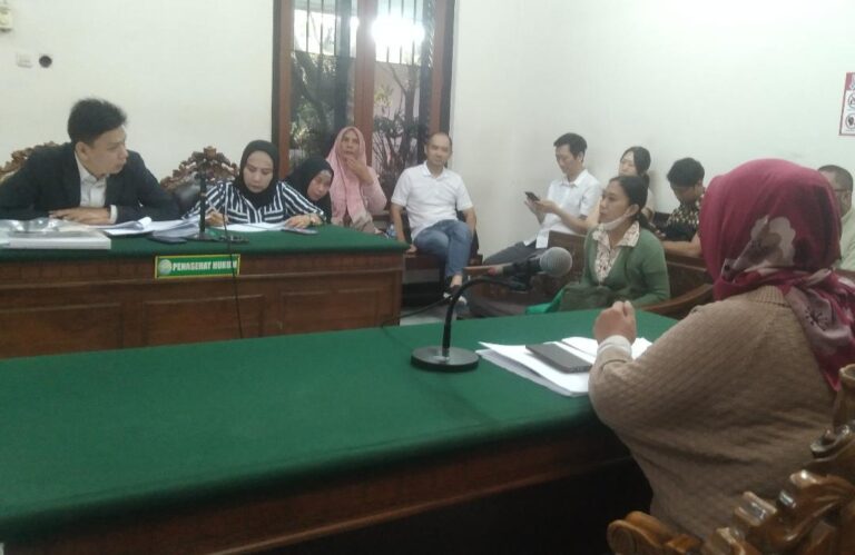 Saksi Sebut Tidak Ada Kerjasama Apapun Antara Fransisca dengan Subandi ...